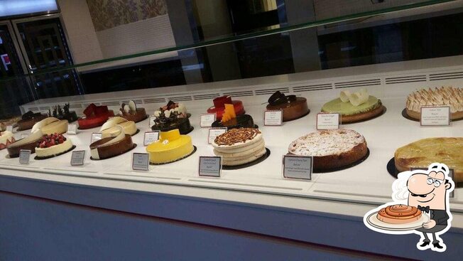 Menu at Amadeus Patisserie cafe, Vaughan, Bathurst St