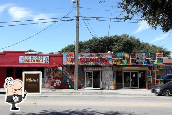 Chez Line in Miami - Restaurant reviews