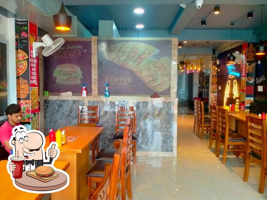 DOWNTOWN PIZZA, Chakia - Restaurant reviews