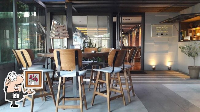 Apolis, Petroupoli - Restaurant reviews
