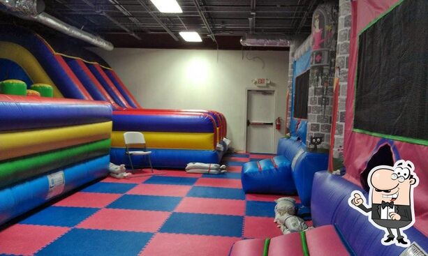 Merlin's Ice Cream and Bounce House, Baldwinsville - Menú del ...