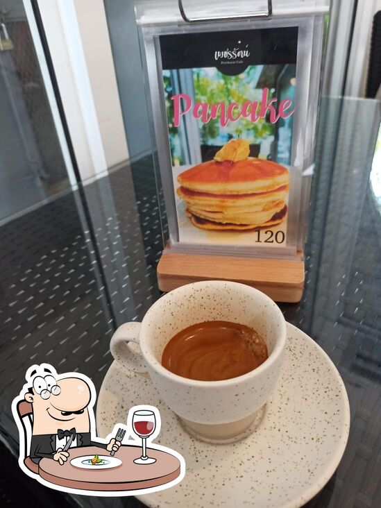 Menu at Petcharat Cafe - เพชรรัตน์โฮมคาเฟ่, Kathu