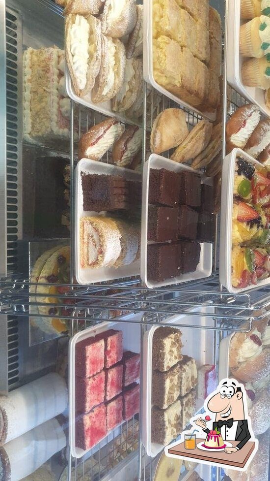 Vaccari's East Griffith Bakery in Griffith - Restaurant menu and reviews
