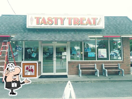 Menu at Tasty Treat, Utica