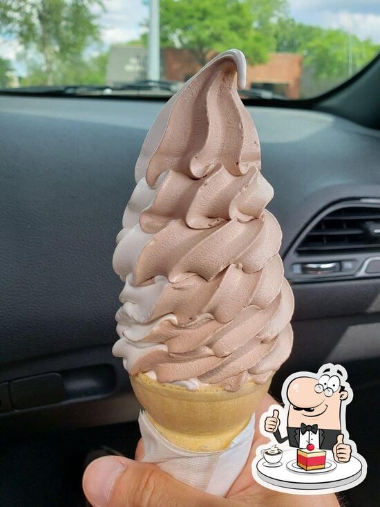 Frosty Freeze in Berkley - Restaurant menu and reviews