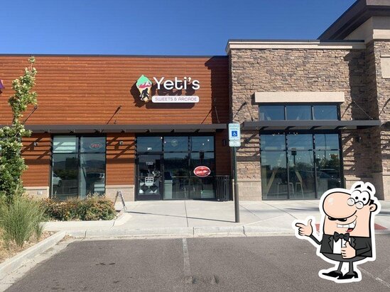 Menu at Yeti’s sweets and arcade desserts, Arvada