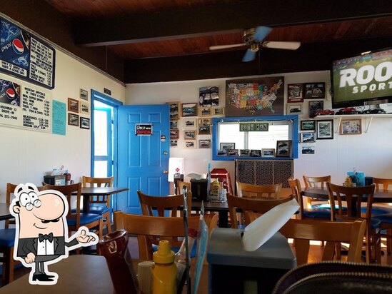 Highway 12 Drive-Inn, Rochester - Restaurant menu, prices and reviews