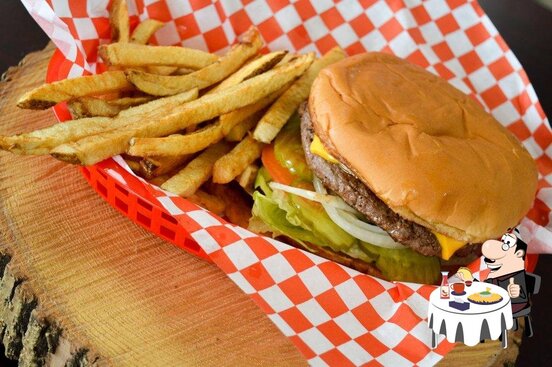 The Country Store - Serving Diamond A Ranch Beef in Dime Box ...