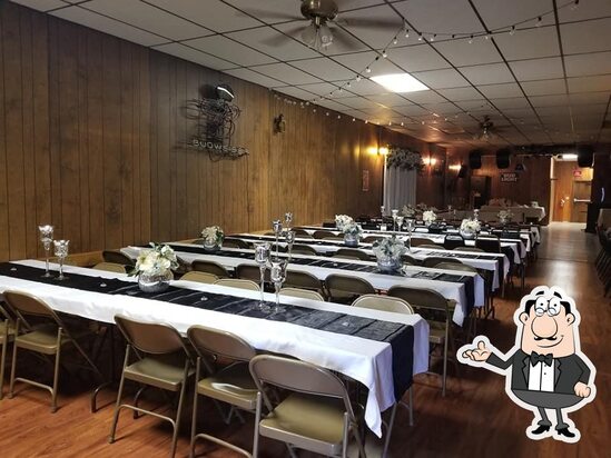 TNT Bar & Grill in Utica - Restaurant reviews