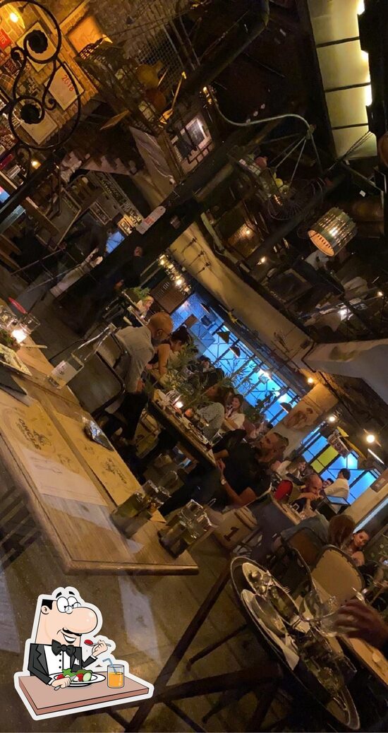 Menu at Oncle Blend restaurant, Casablanca