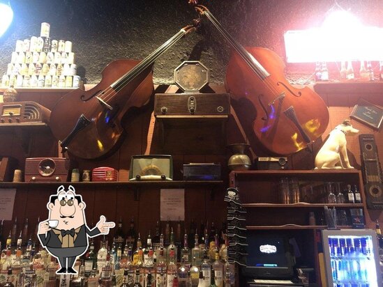 Menu at Second Fiddle pub & bar, Nashville, 420 Broadway