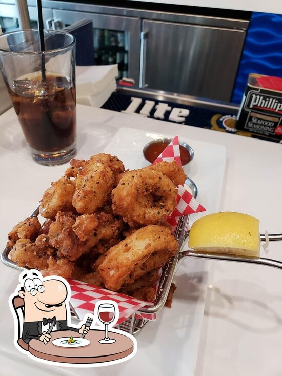 Phillips Seafood, Hartford Bradley Airport, 11 Schoephoester Rd in ...