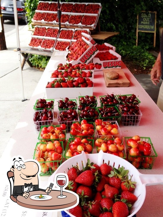 Menu at Fresh Strawberry Stand, Saratoga