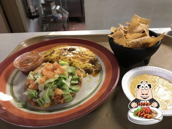 Menu at The Lunch Box cafeteria, Seguin