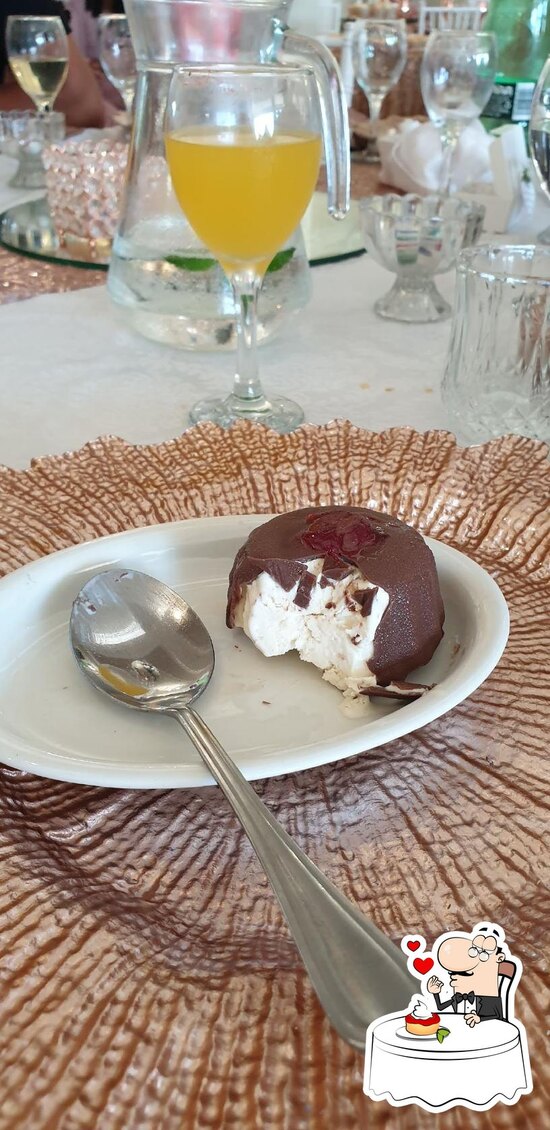 Chateaux le Barroness, Cape Town - Restaurant menu, prices and reviews
