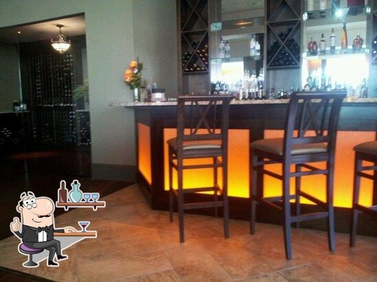 Menu at The Loft at Due South pub & bar, Peachtree City
