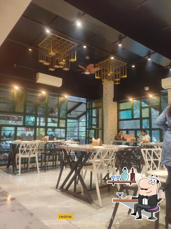 B Square Bar & Restaurant, Amravati - Restaurant menu, prices and reviews