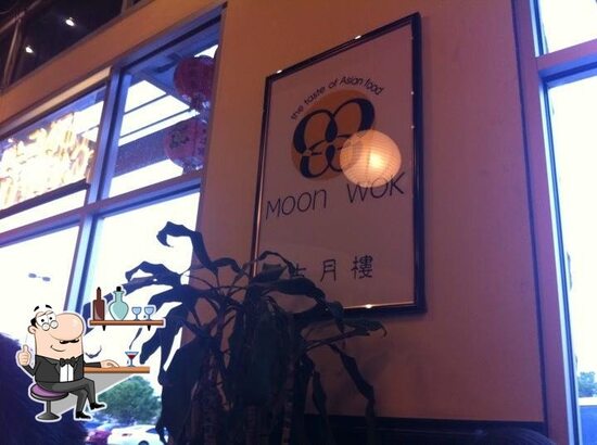 Moon Wok Restaurant, Cedar Hill - Restaurant menu, prices and reviews