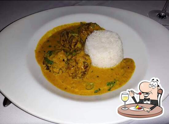 Everest Inn Ashford in Ashford - Restaurant menu and reviews