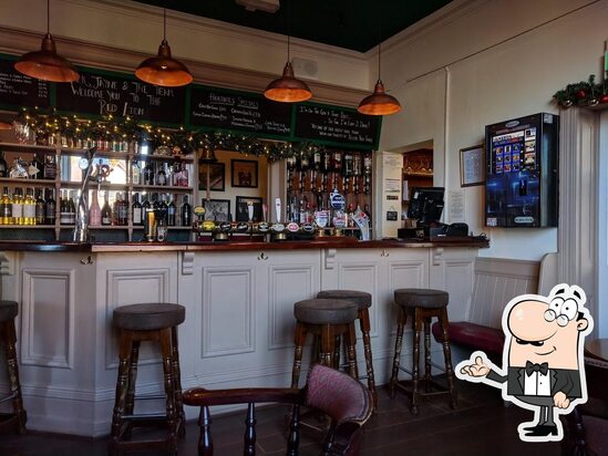 Menu at The Red Lion Hopwas pub & bar, Tamworth, Lichfield Rd