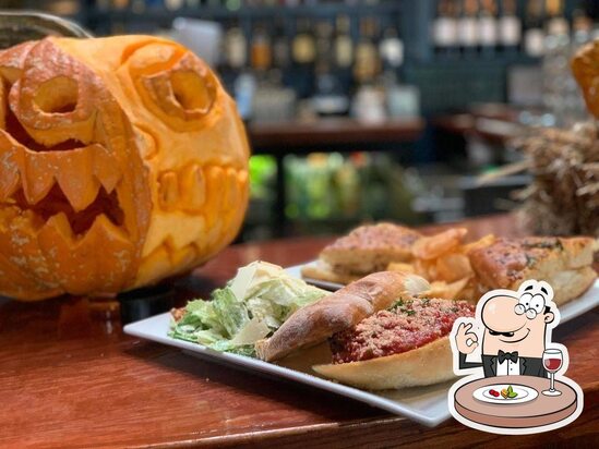 Winnie's Manayunk in Philadelphia - Restaurant menu and reviews