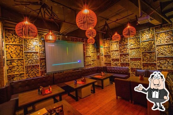 Wing-Ding Pub and Cafe, Noida - Restaurant reviews