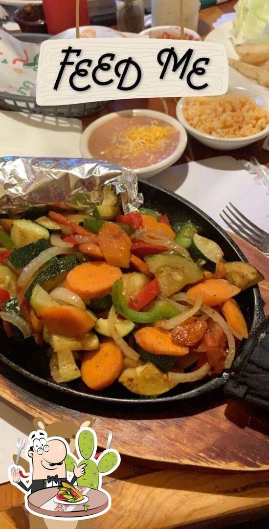 Chatitas Steakhouse, 301 E 10th St in Douglas - Restaurant menu and reviews