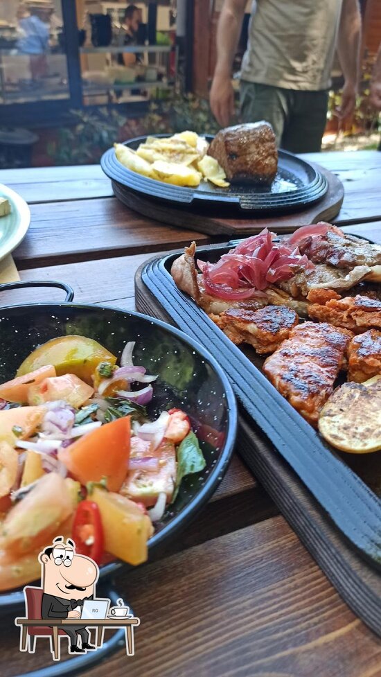 Al Mulino Food&Drink, Marano Marchesato - Menu del ristorante, prezzi e ...