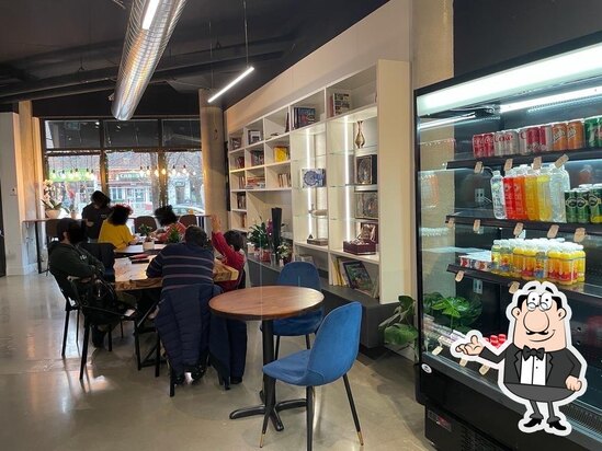 Biblio Cafe, Montréal - Restaurant menu, prices and reviews