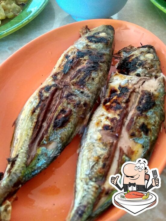 RM Rocket Fish restaurant, Palu, 4V2F+M22 - Restaurant reviews