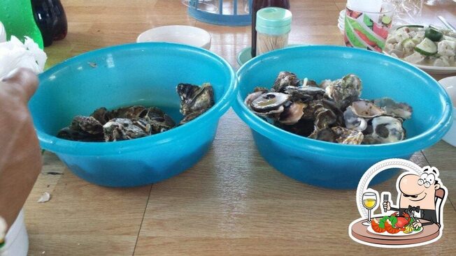 Edgewater Floating Restaurant, Silay City - Restaurant reviews