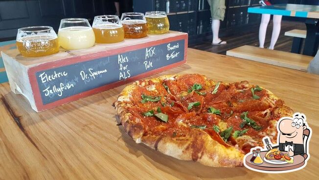 Pinthouse Pizza, 4236 S Lamar Blvd in Austin - Restaurant menu and reviews