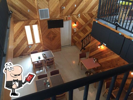 Sandbox Pub & Grill in Ma-Me-O Beach - Restaurant reviews