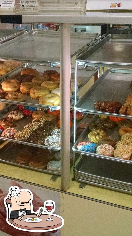 Blue Ribbon Donuts in Norco - Restaurant menu and reviews