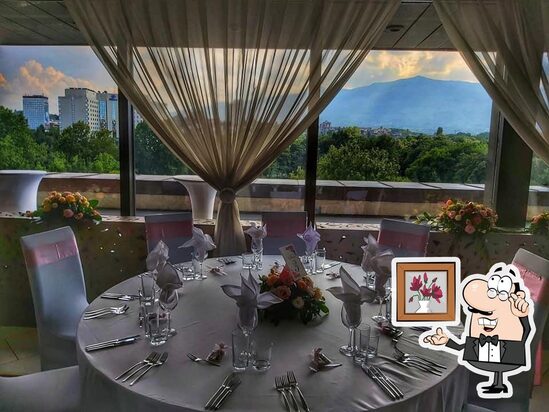 Ресторант Лаура / LAURA Restaurant & Event center, Sofia ...