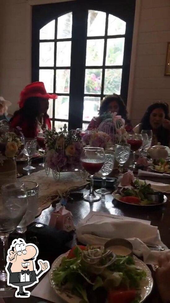 Tea Room Miami in Naranja - Restaurant menu and reviews