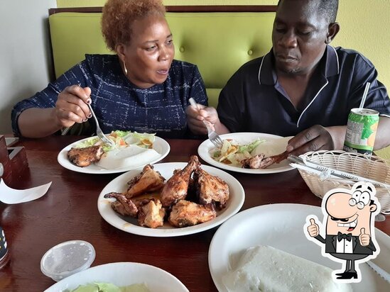 Galito's Karino Emkhatsini restaurant, Sudáfrica, Cnr Ka Nyamazane Rd ...