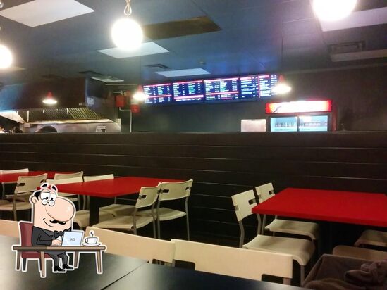 Grillies (Main and Danforth), Toronto - Restaurant menu, prices and reviews