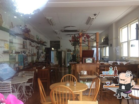 Warburton Village Pizza Cafe, Warburton - Restaurant menu, prices and ...