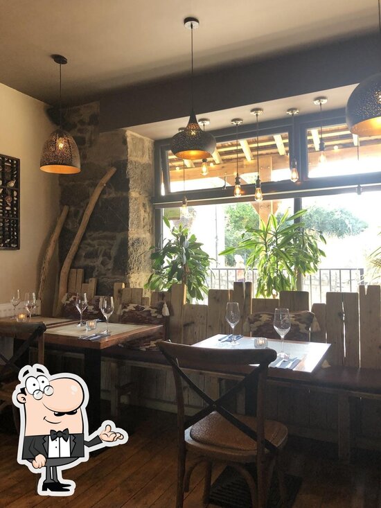 PEBBLES BISTRO, Benllech - Restaurant menu, prices and reviews
