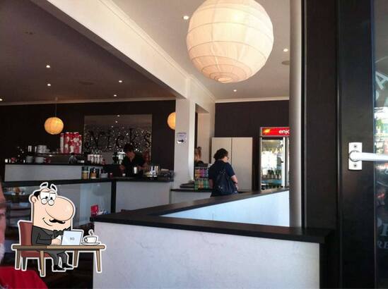 Menu at Esplanade Cafe Bar & Grill, Lakes Entrance