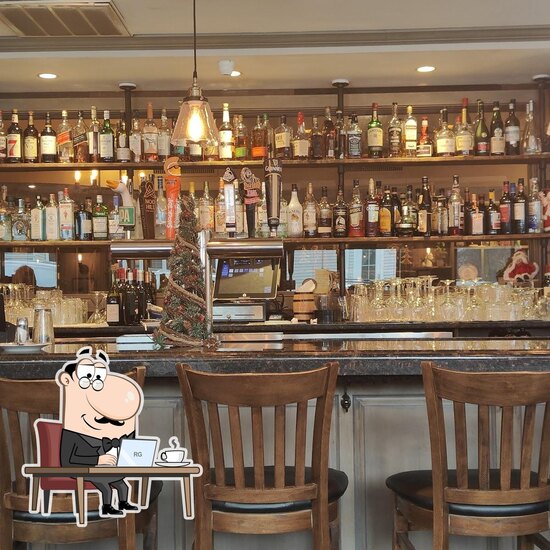 Barn Door Restaurant, Ridgefield - Restaurant menu, prices and reviews