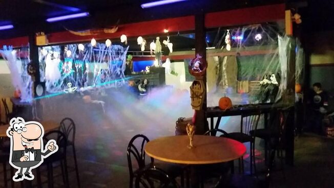 Rod's Roadhouse Pub & Grill in Westlock - Restaurant reviews