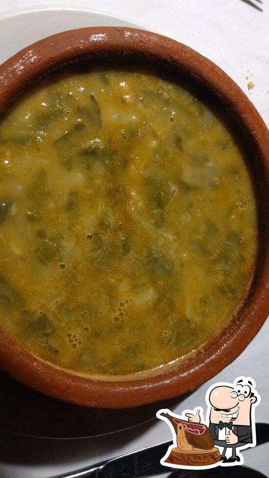 Restaurante la Chopera y Posada Real la Yénsula, Galende, C. Río ...