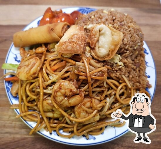 Royal Dragon Restaurant, Roy - Restaurant menu, prices and reviews