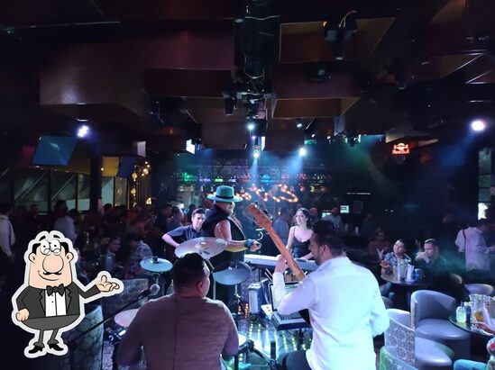 ENTONO Live Music & Comedy pub & bar, Tijuana - Restaurant reviews
