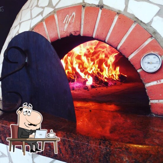 Pierross Italian Coffee, Cake & Pizza in Eltham - Restaurant menu and ...