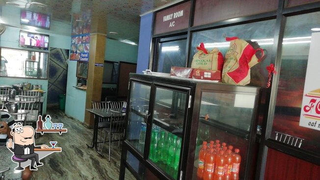 Hotel Food Court A/C - Restaurant menu, prices and reviews