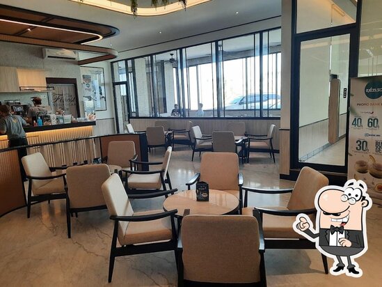 Excelso Dharmahusada, Surabaya - Restaurant menu, prices and reviews