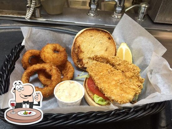 Off The Hook at Inlet Harbor in Ponce Inlet - Restaurant menu and reviews